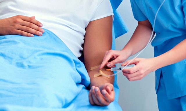 The Difference Between a Peripheral IV & Central Line